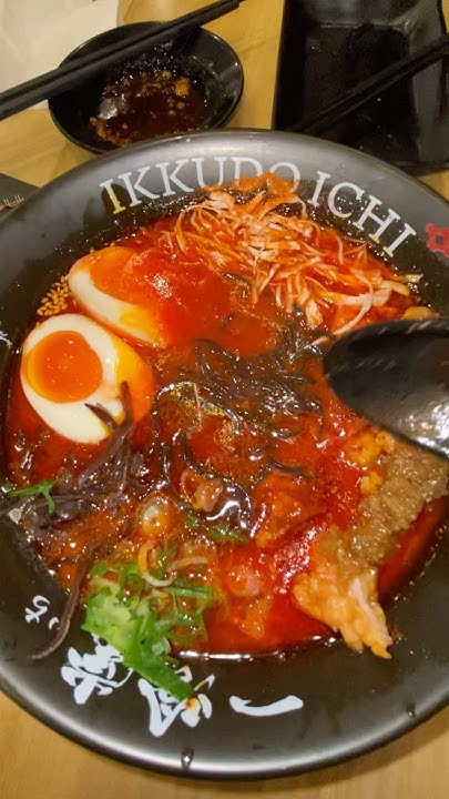 Ramen level 100 ikkudo ichi?! #asmreating #mukbang #ramen - YouTube