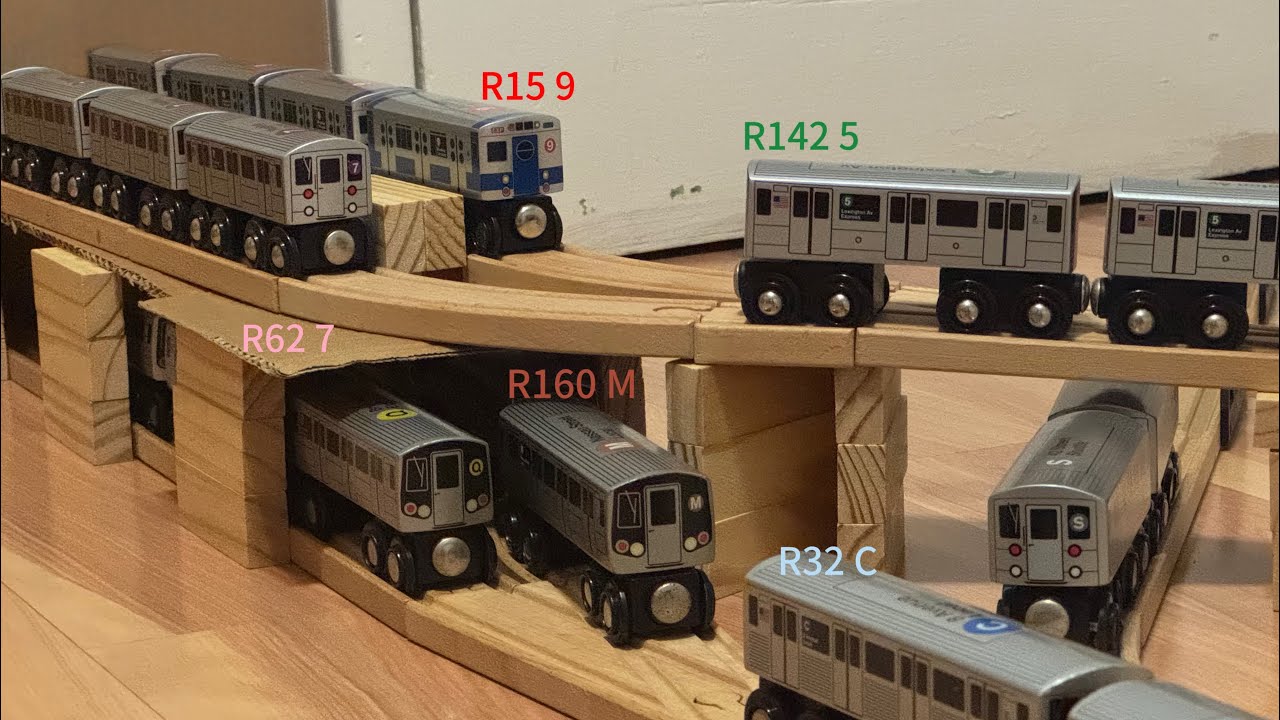 Munipals R15 9 R62 7 R32 C R142 5 R160 Q + Brown M train layout - YouTube