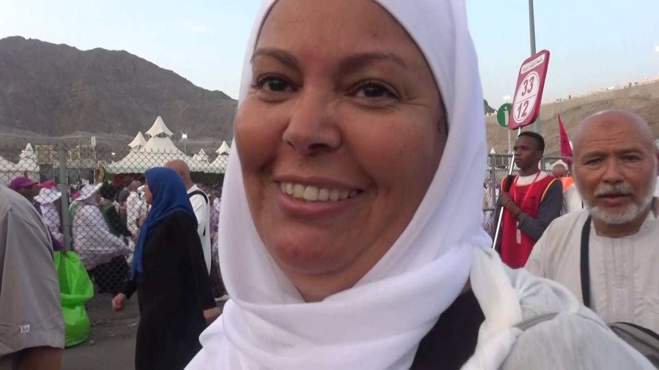 La lapidation des stèles avec Akdes Voyages - YouTube