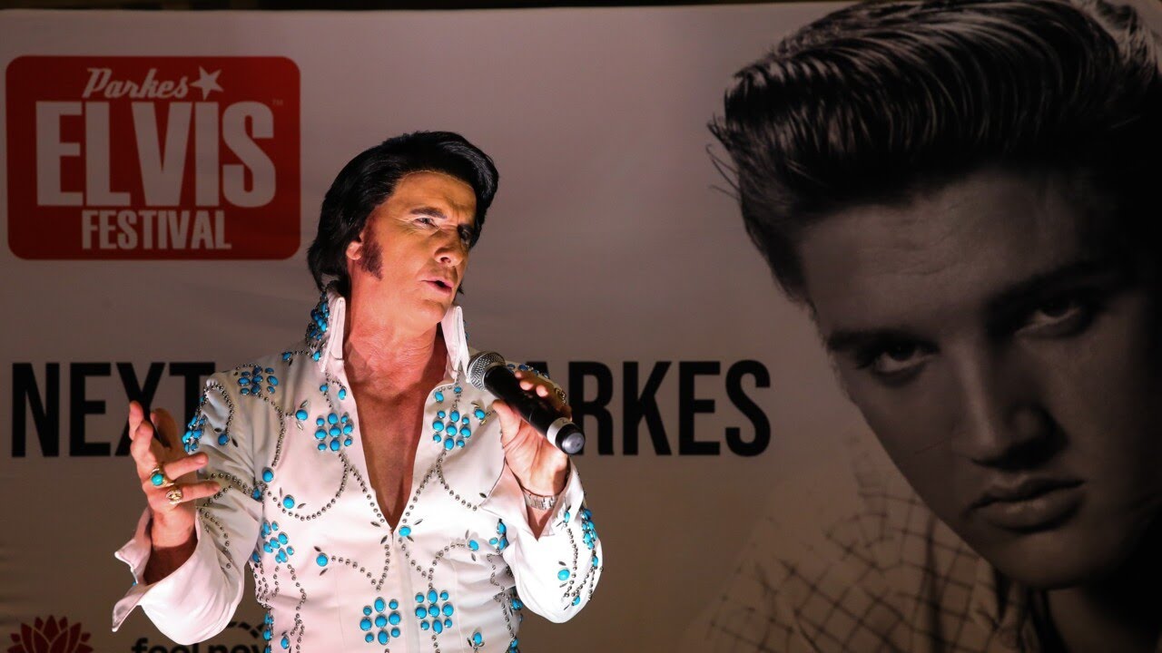 Elvis Festival underway in New South Wales town of Parkes - YouTube