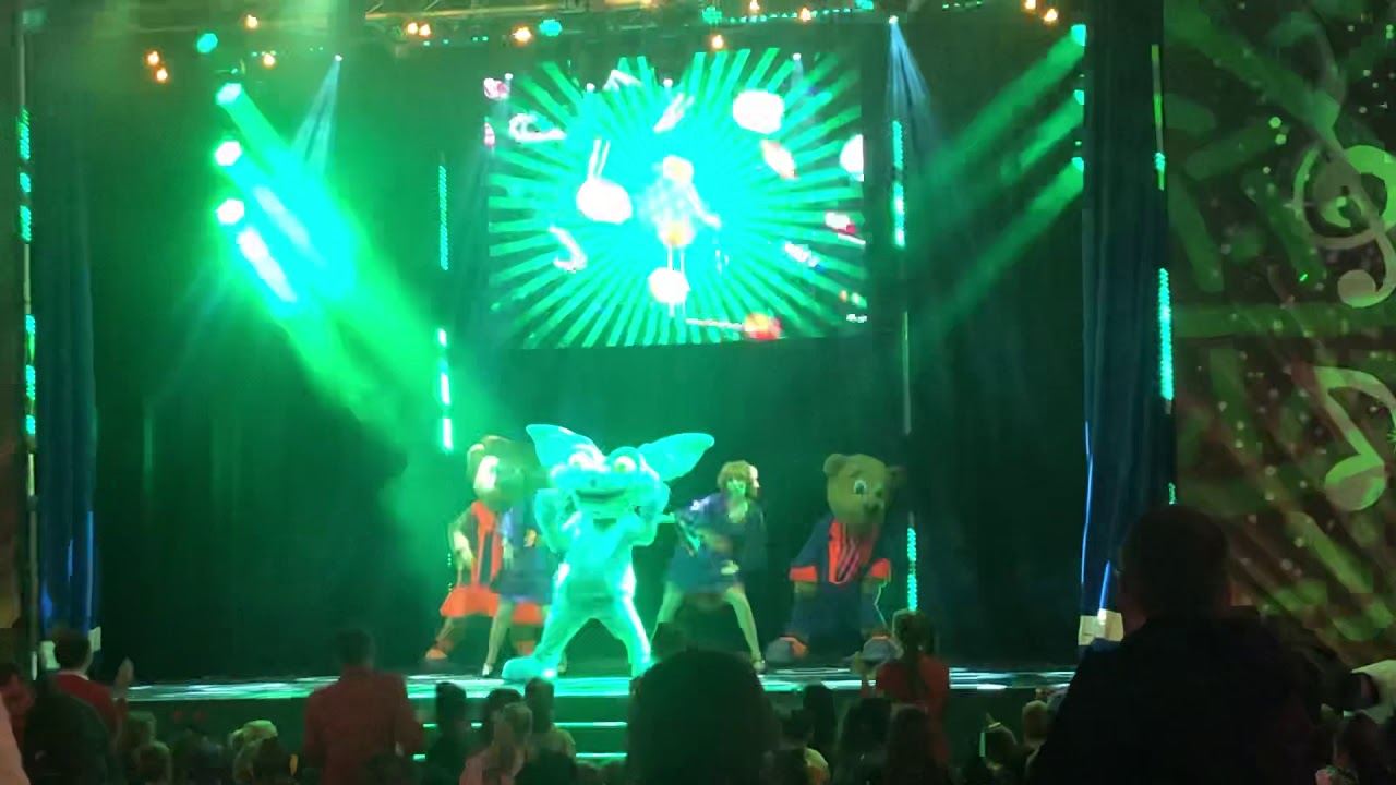 Butlin’s Halloween 2019 little monsters ball - goblin - YouTube