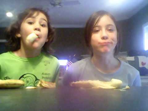 No hand banana challenge - YouTube