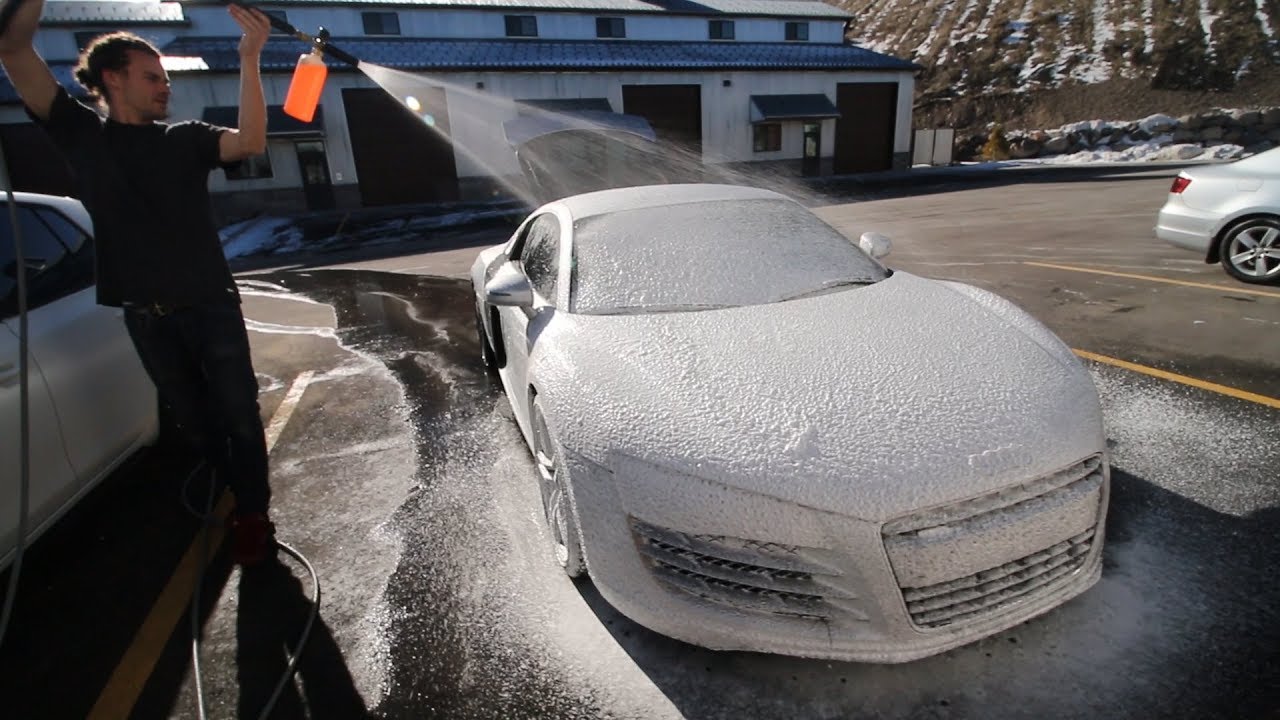 WRAPPING MY AUDI R8!! - YouTube