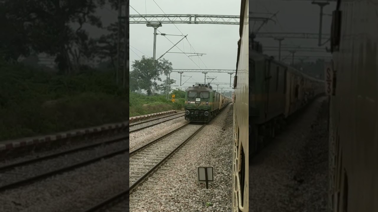 Utsarg express 15083 V/S kalindi express 14724 - YouTube