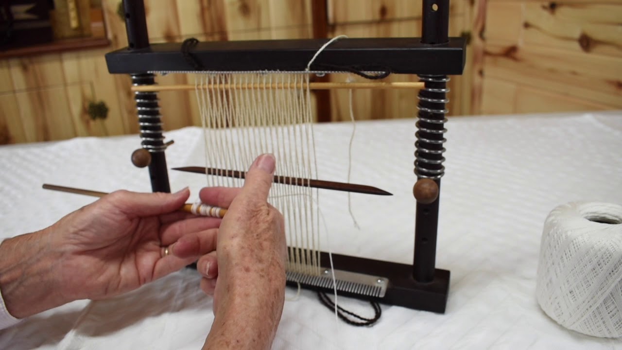 Cactus Flower looms-Installing String Heddles - YouTube