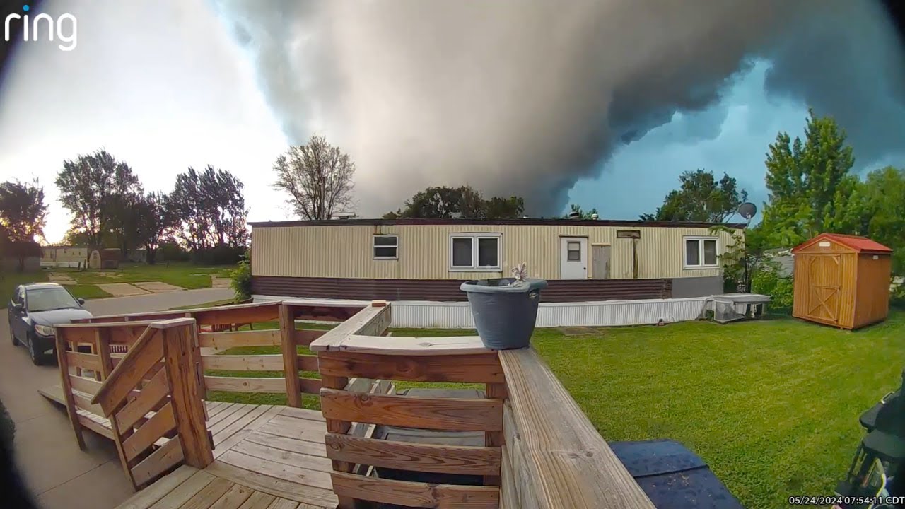 10 Extreme Weather Moments You Wouldn't Believe if Not Filmed - YouTube