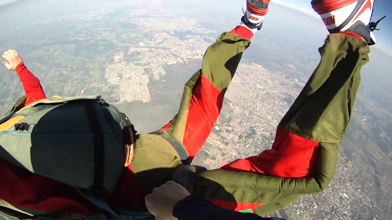 Deivison -skydiving aff level 4 - YouTube