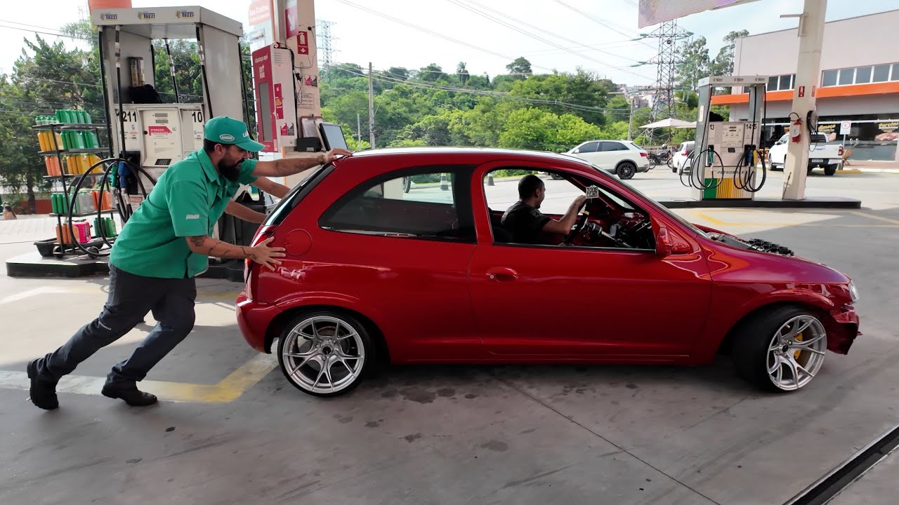 CELTA 7008 - EMPURRANDO NO POSTO DE GASOLINA! ANDAMOS COM O CELTA NA ...