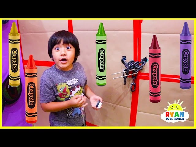Ryan Pretend Play Giant Box Fort Maze and Learn Colors with Crayons ...