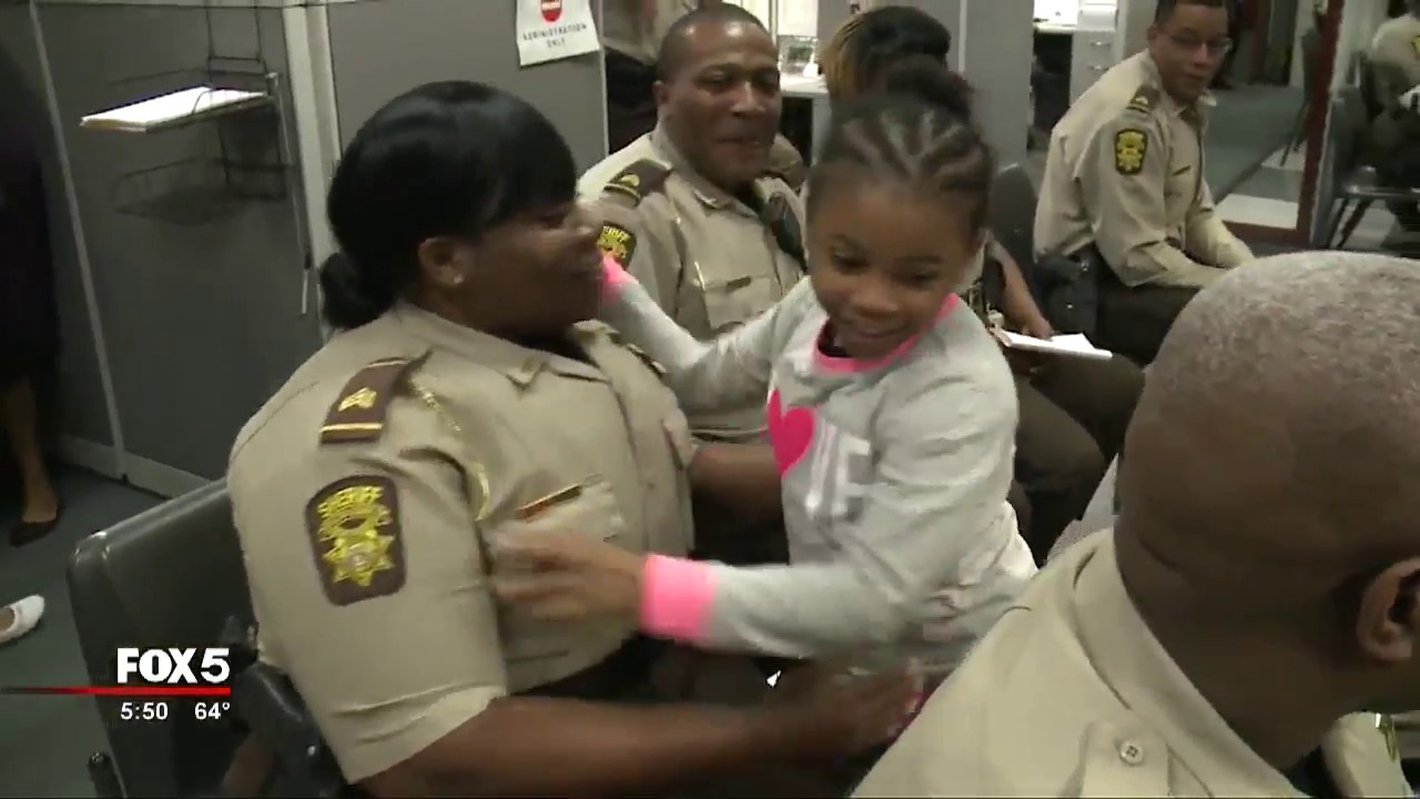 8 year old hugs law enforcement officers - YouTube