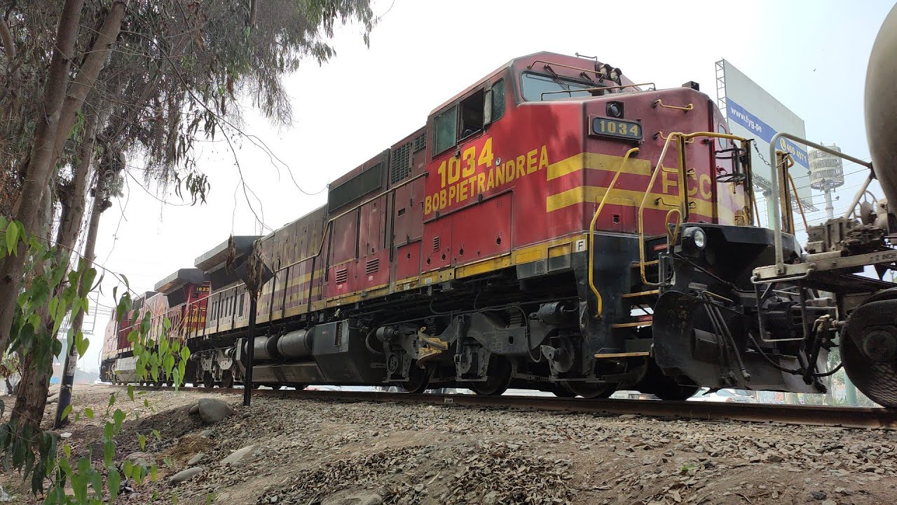 Ferrocarril Central Andino GE C40 - 8W FCCA 1033 "Henry Posner III ...