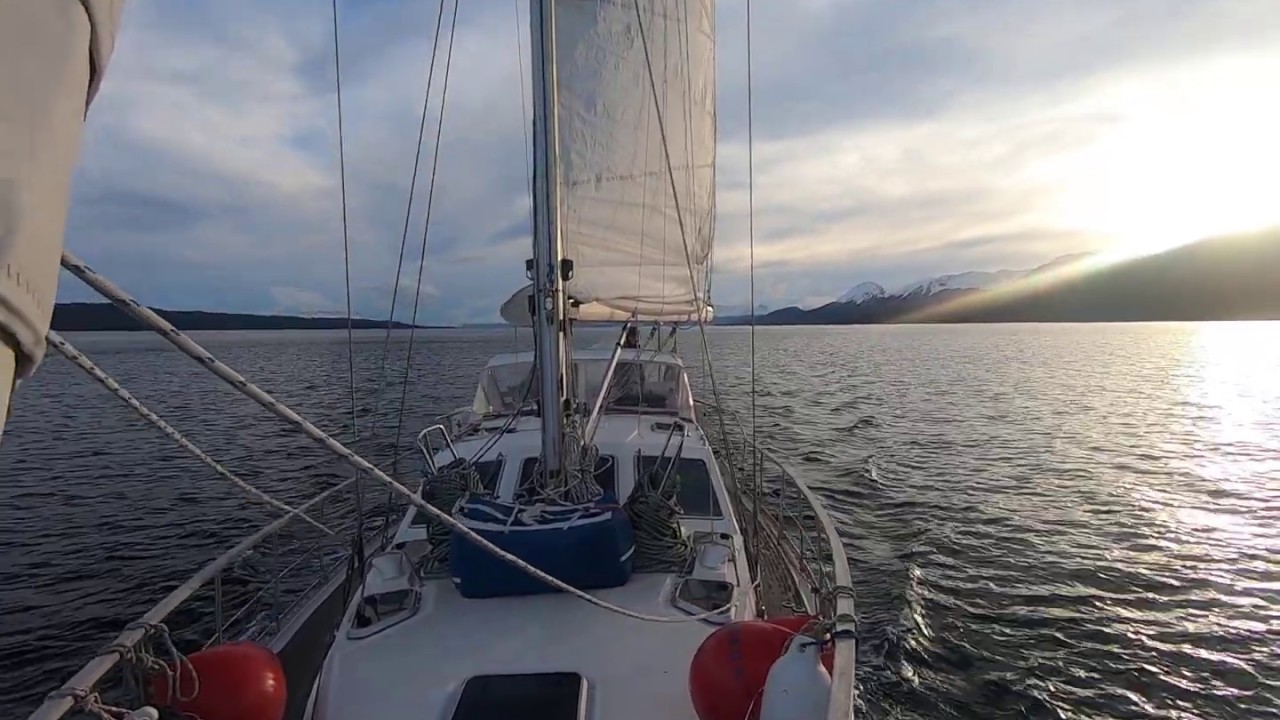 Sailing on the Beagle Channel - YouTube