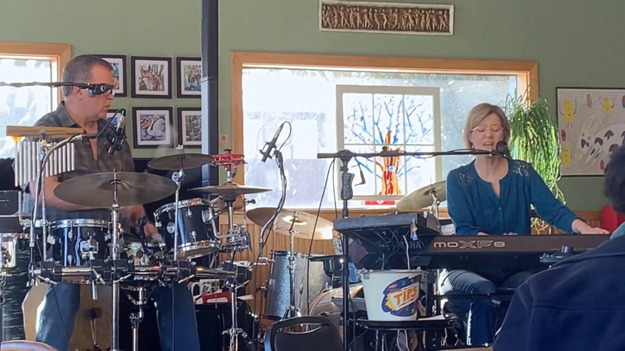 "Love Song" - excerpt - Top Shelf duo, live at Common Ground - YouTube ...