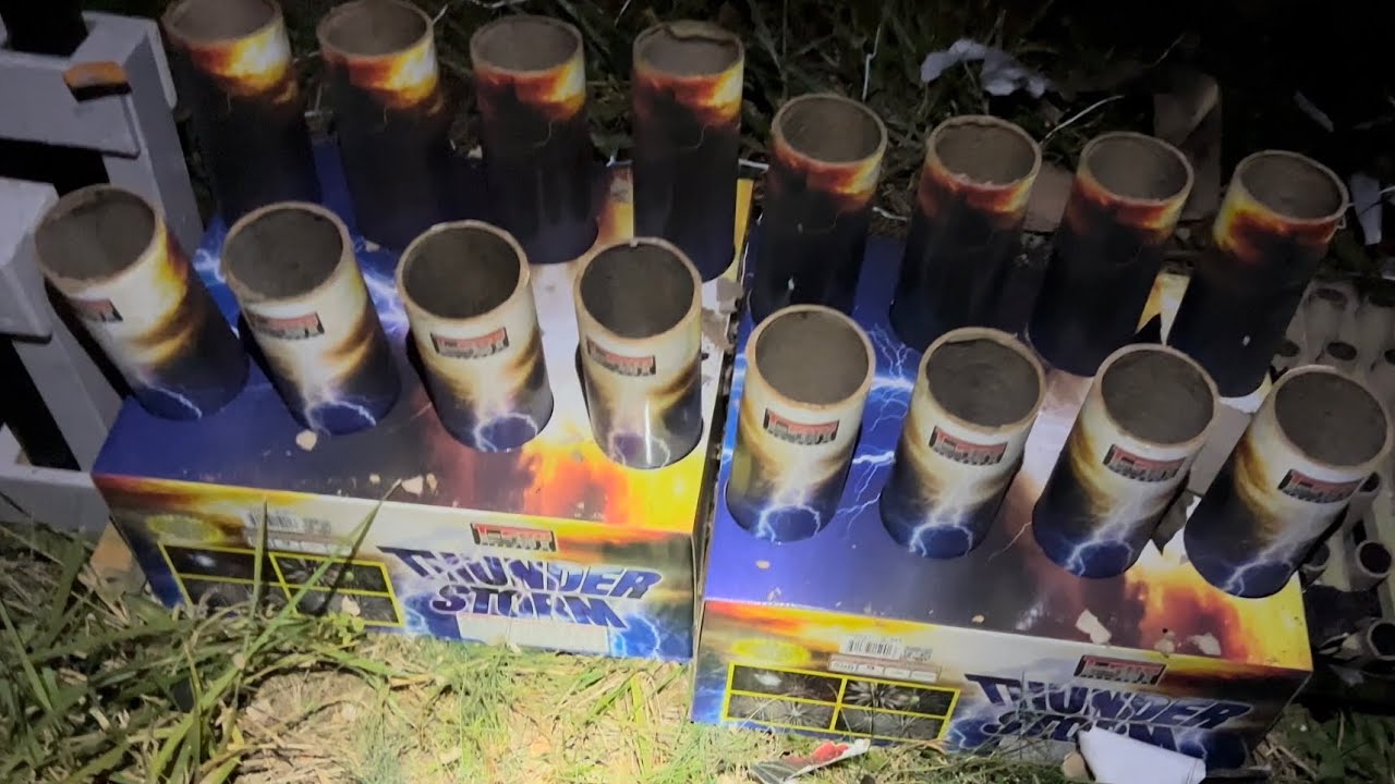 Thunderstorm x2 8 shot 500g Firework by T-Sky Fireworks - YouTube