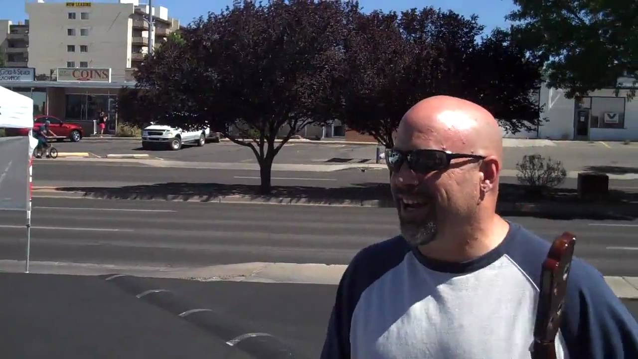 We Convince Swami Rob to Smash for Charity - YouTube