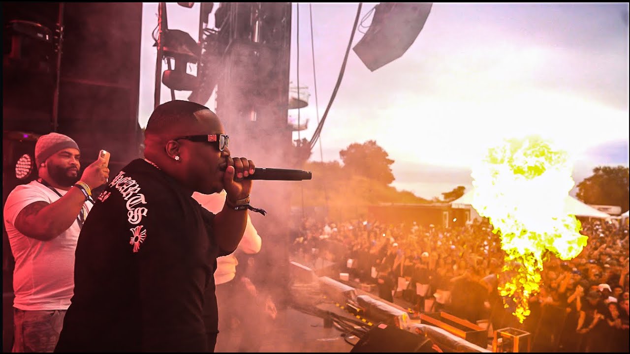 BlueBucksClan Rolling Loud - Toronto, Canada 2022 - YouTube