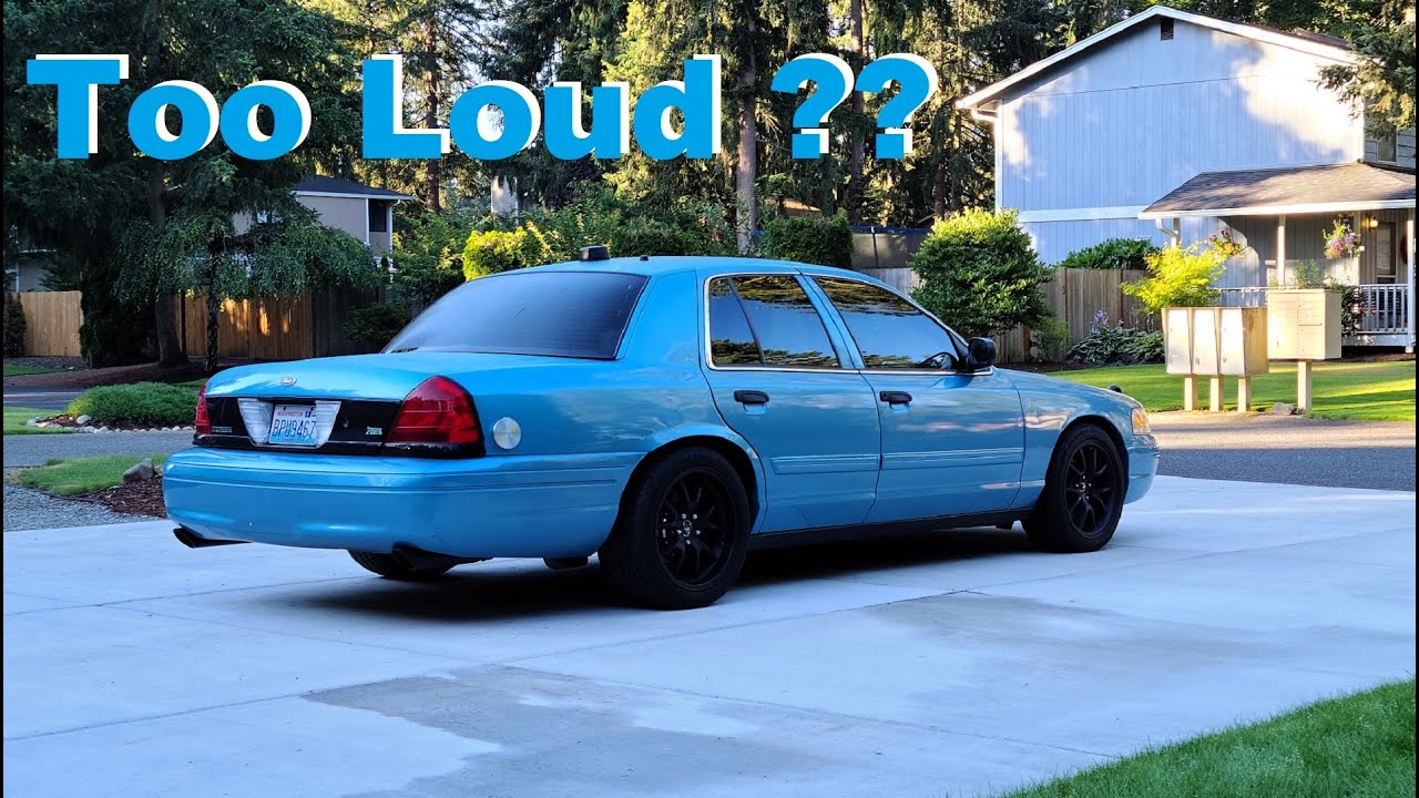 2011 Crown Vic Cold Start 14 inch Glass packs are they too loud? - YouTube