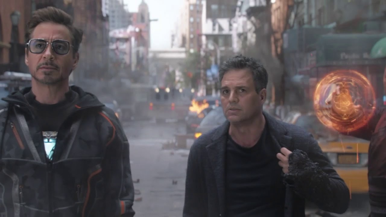 Avengers Infinity War | Dude, you're embarassing me infront of the ...