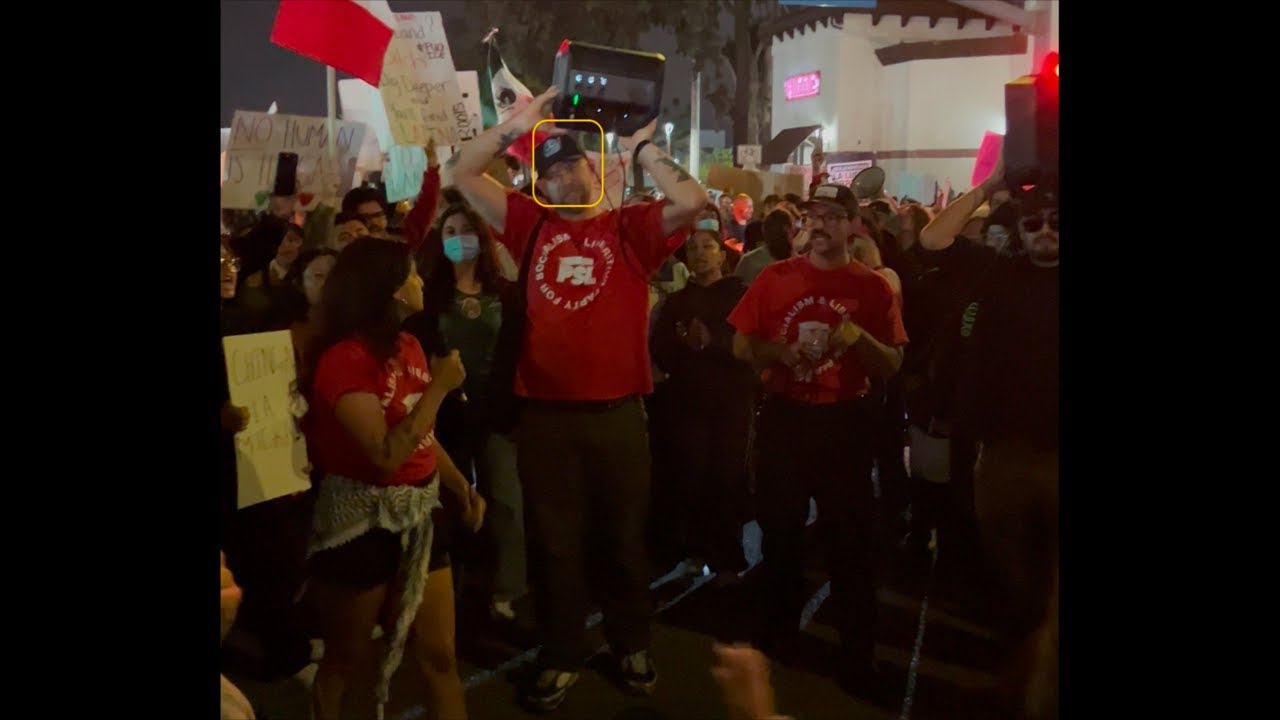 Live ICE Protest in Oxnard #ice #live #protest #oxnard #united - YouTube