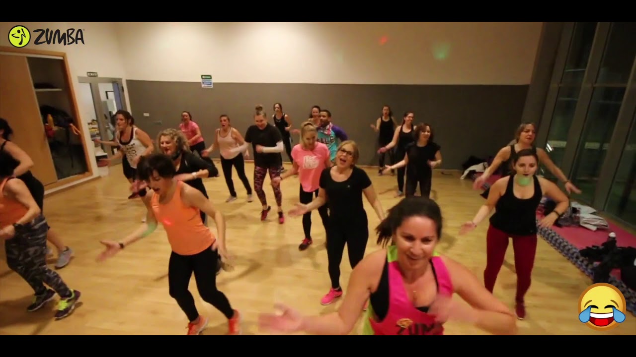 We are Crazy 😂😂 Zumba Fitness con Cesar Moquete - YouTube