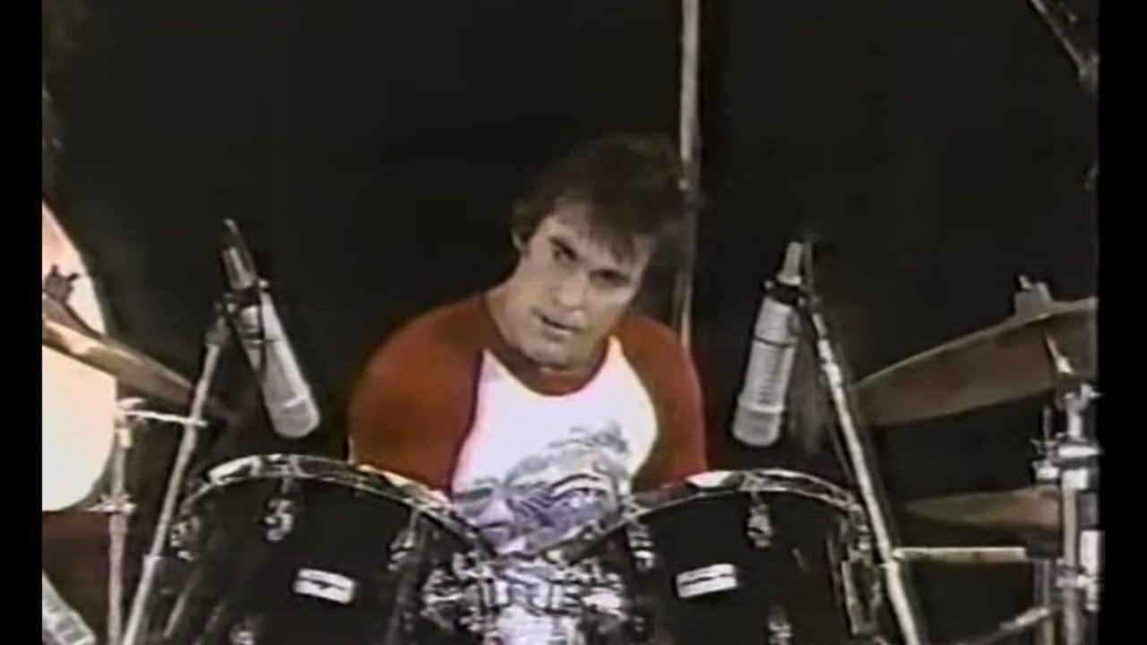 the beach boys 1981 queen mary concert, but only the important parts ...