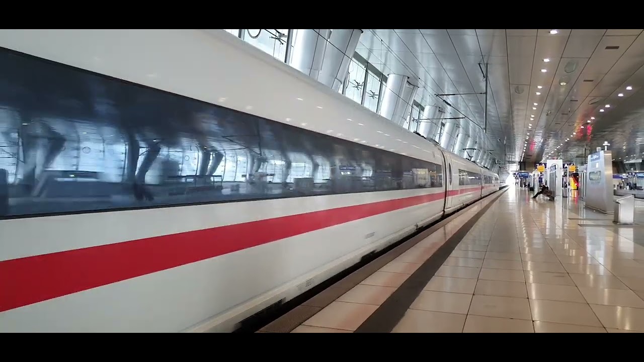 Ausfahrt ICE-3 Aachen in Frankfurt Flughafen Fernbahnhof auf Gleis 7 ...