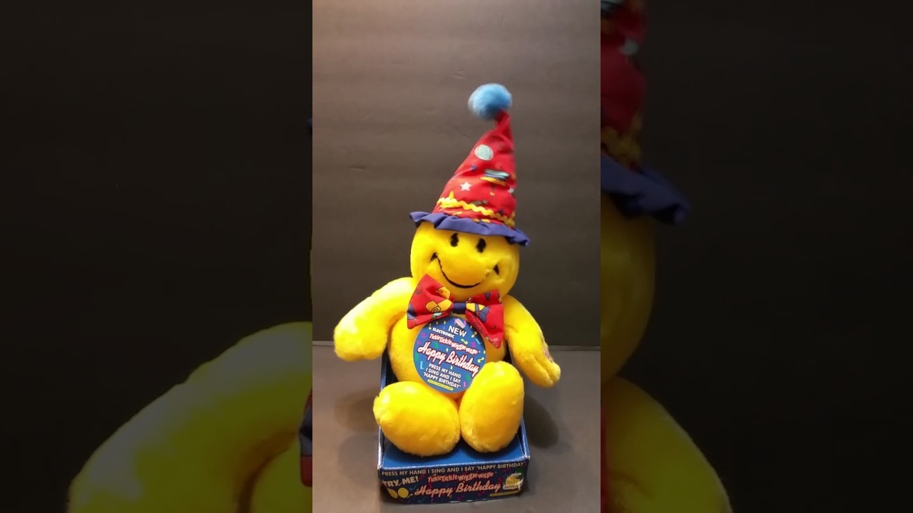 Dan Dee Wiggle Giggle Smiley Face Singing Plush Happy Birthday - YouTube