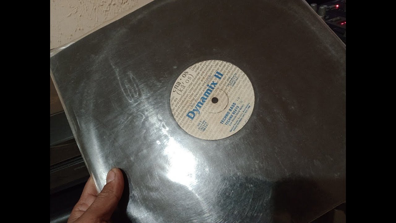 Dynamix II - Techno Bass - YouTube