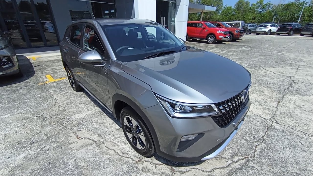 Wuling Alvez CE Aurora Silver 1.5 CVT walkaround exterior and interior ...