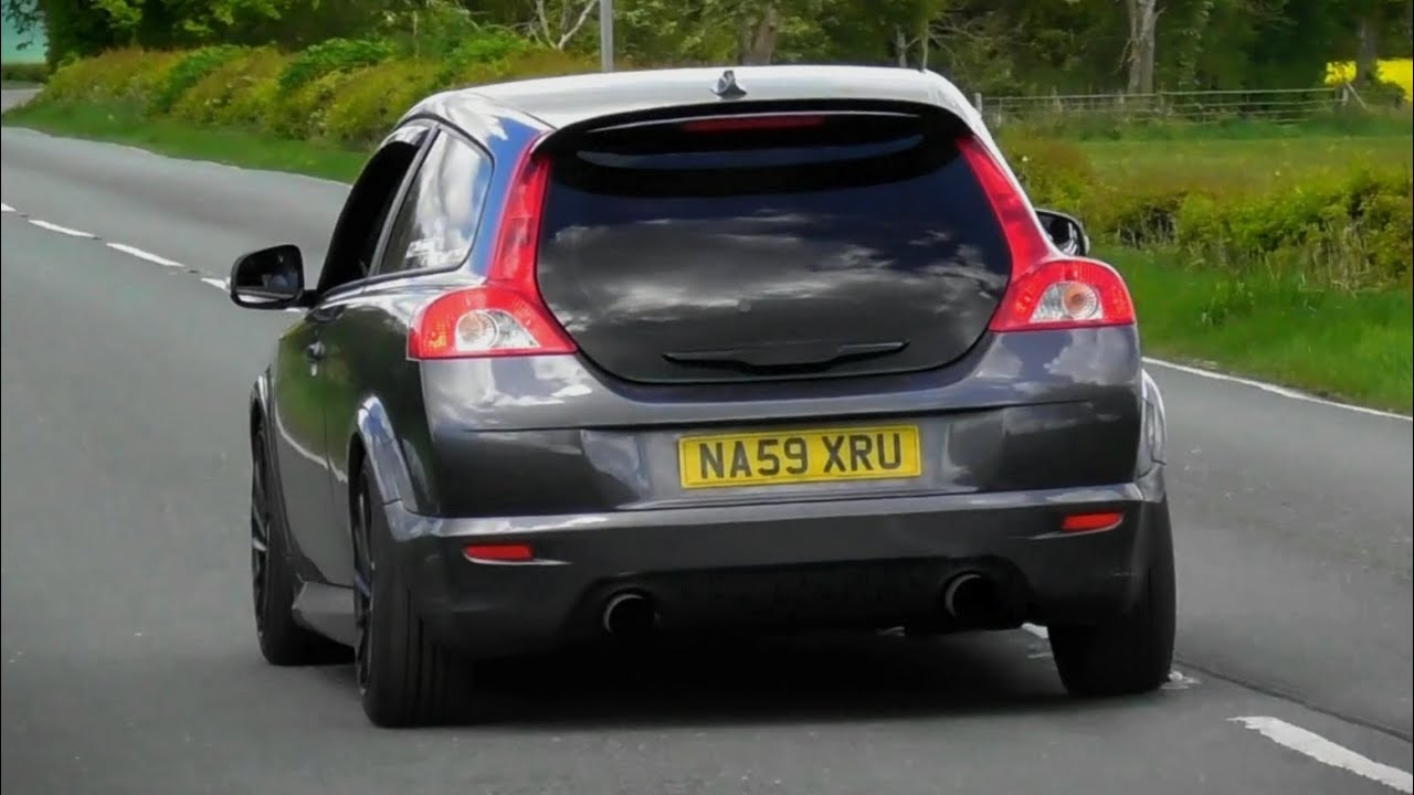 Volvo C30 T5 - Accelaration And 5 Cylinder Exhaust Sound!! - YouTube