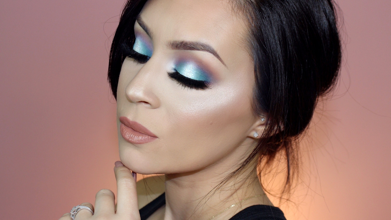 Teal halo makeup tutorial - YouTube