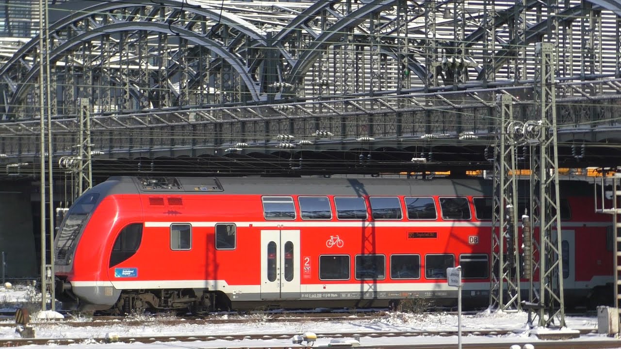 Double-Decker Electric Multiple Unit Regional Express Train - YouTube