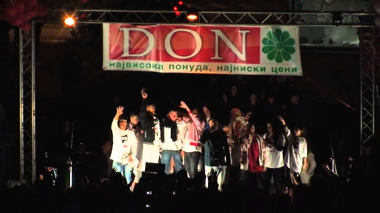 Slatkar - Olabavi me (live DON koncert ohrid 18 Maj 2012) - YouTube