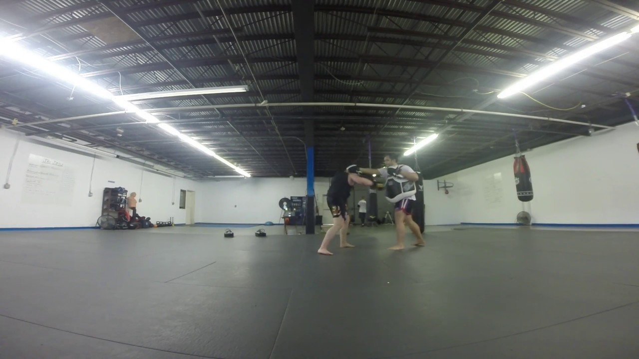 Muay Thai Training @ Tim Carpenter MMA - YouTube
