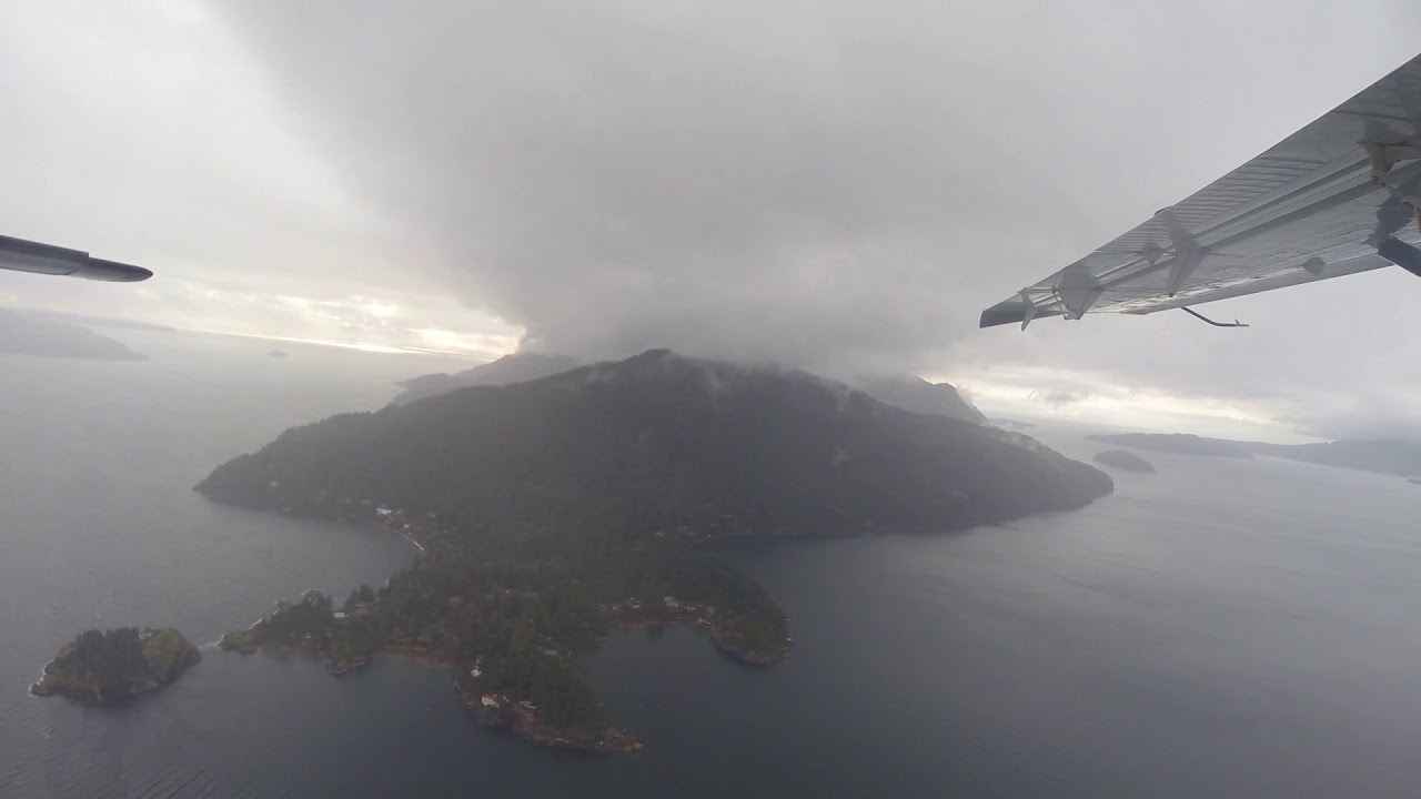 Scenic Flight Over Vancouver - YouTube