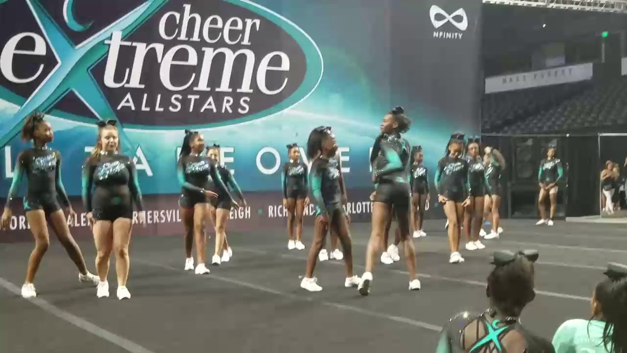 Cheer extreme waldorf md - YouTube
