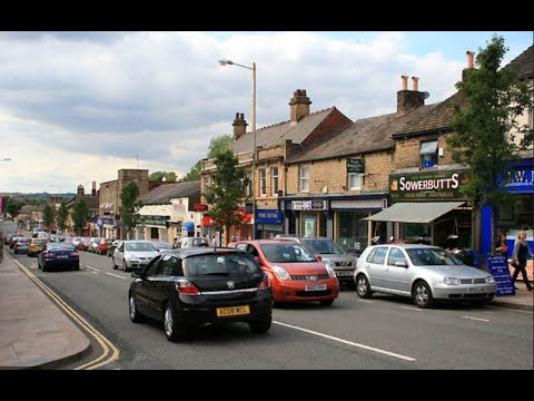 GLOSSOP ENGLAND: Driving through the Centre of the City - YouTube