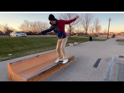 Practicing nose slides #skateboarding - YouTube
