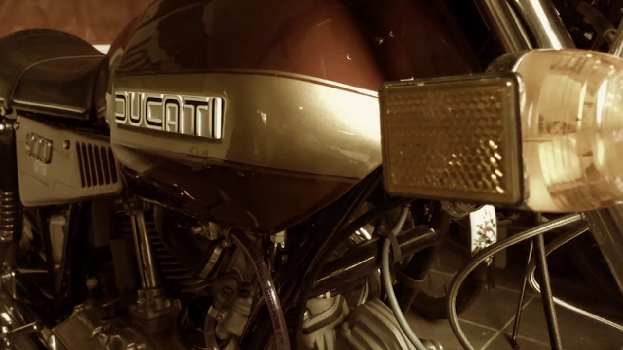 Ducati 900 GTS 1979 - YouTube