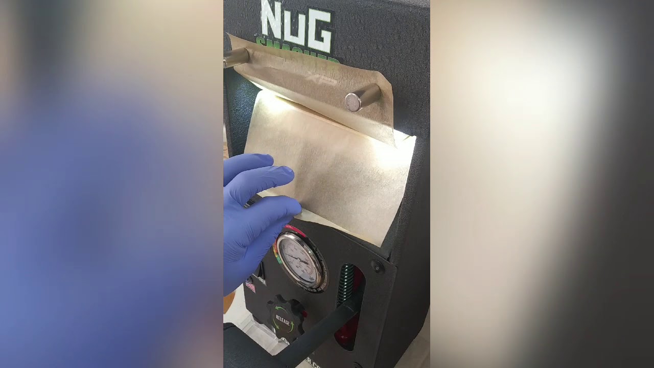 Nugsmasher xp 14 gram ghost toof squish - YouTube