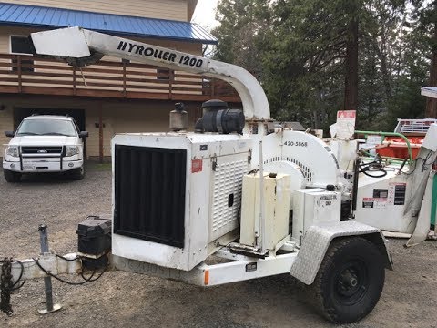 2005 Woodchuck WC1200 chipper demo - YouTube