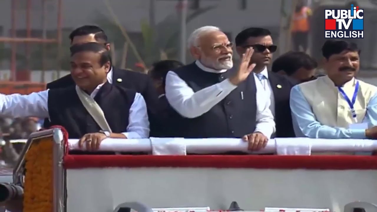 Modi Gets Rousing Welcome In Guwahati | Public TV English - YouTube
