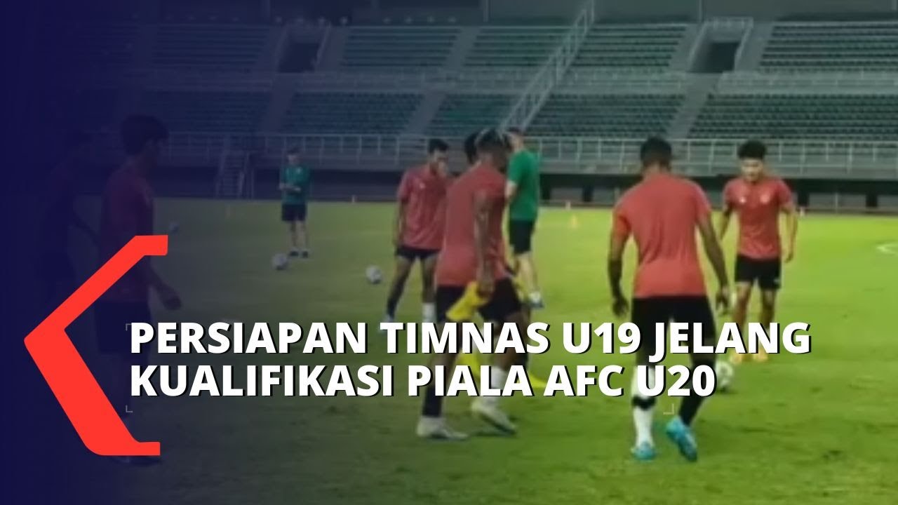 Timnas U-19 Gelar Latihan di Stadion Gelora Bung Tomo Jelang Kualifikasi Piala AFC U-20 - YouTube