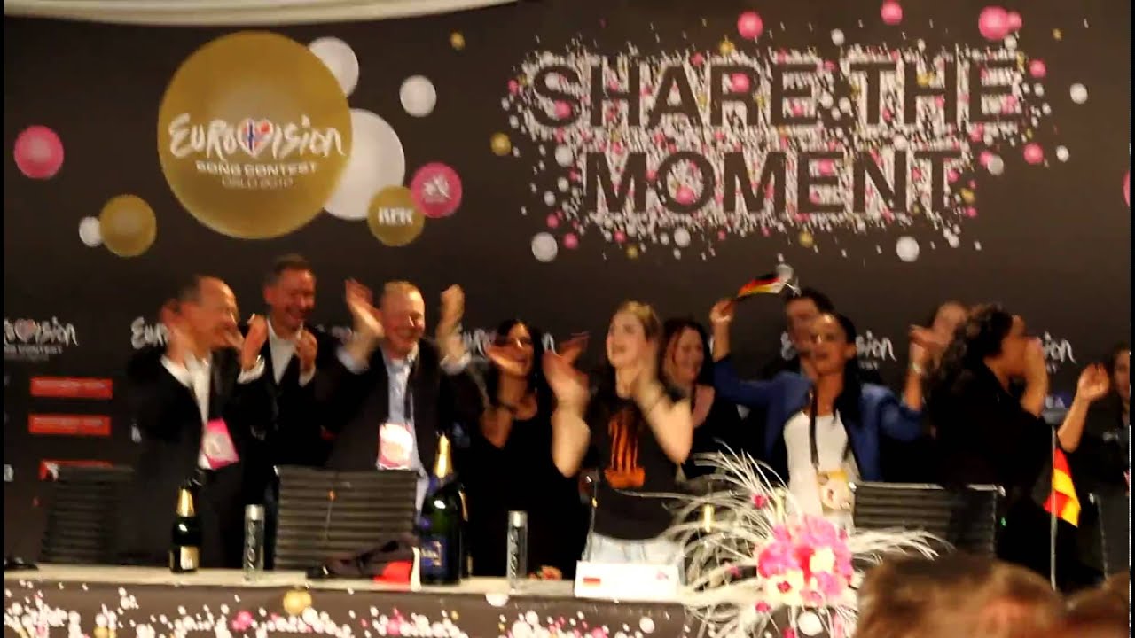 Eurovision 2010: Winner's pressconference - YouTube
