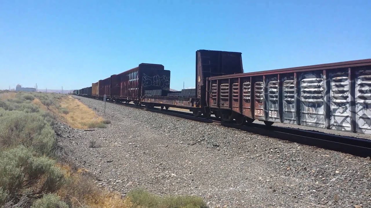 UP 5374 EB - YouTube