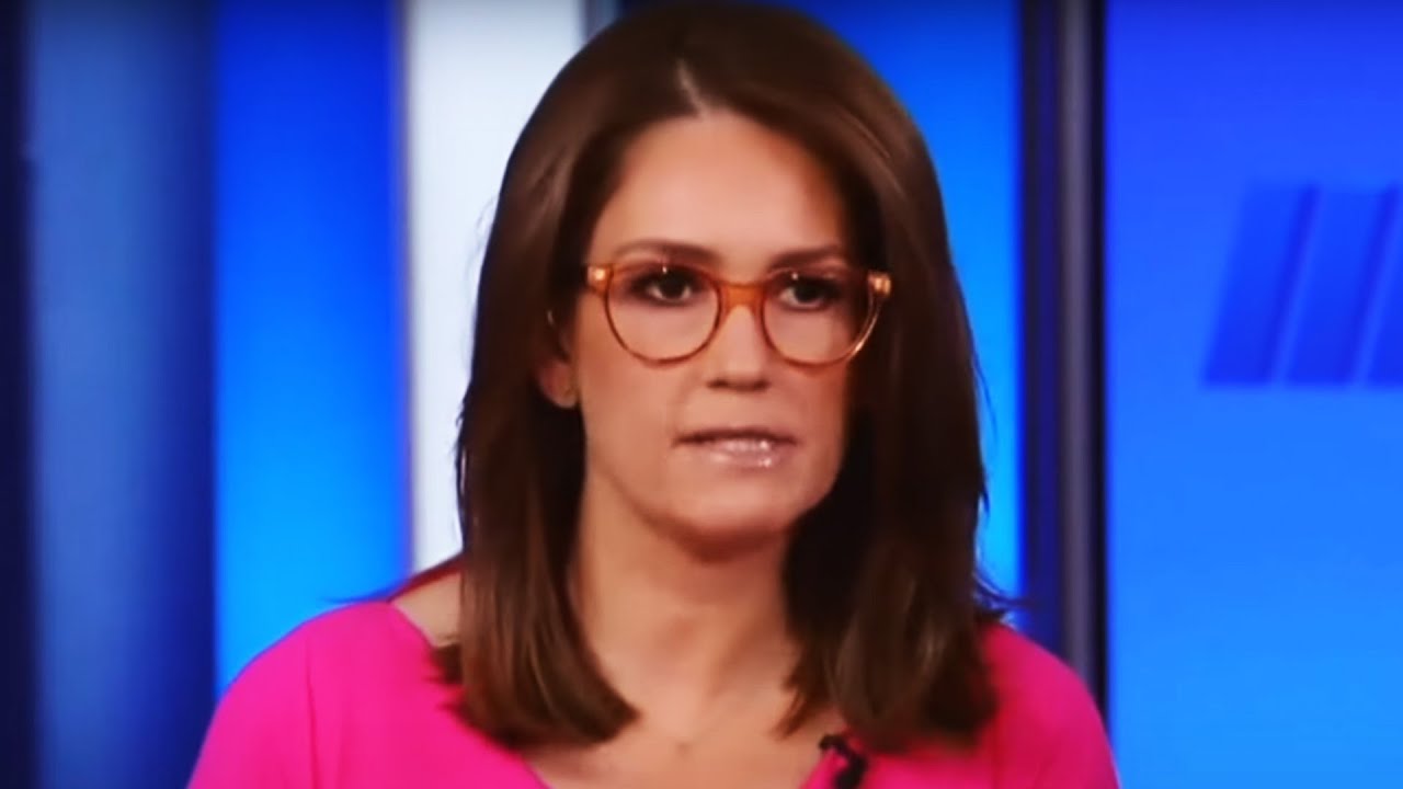 Fox News Host SILENCES Guest Talking About Social Security - YouTube