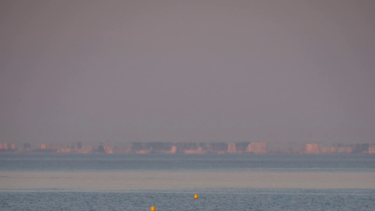 Mirage at sunset (Time lapse x75) - YouTube