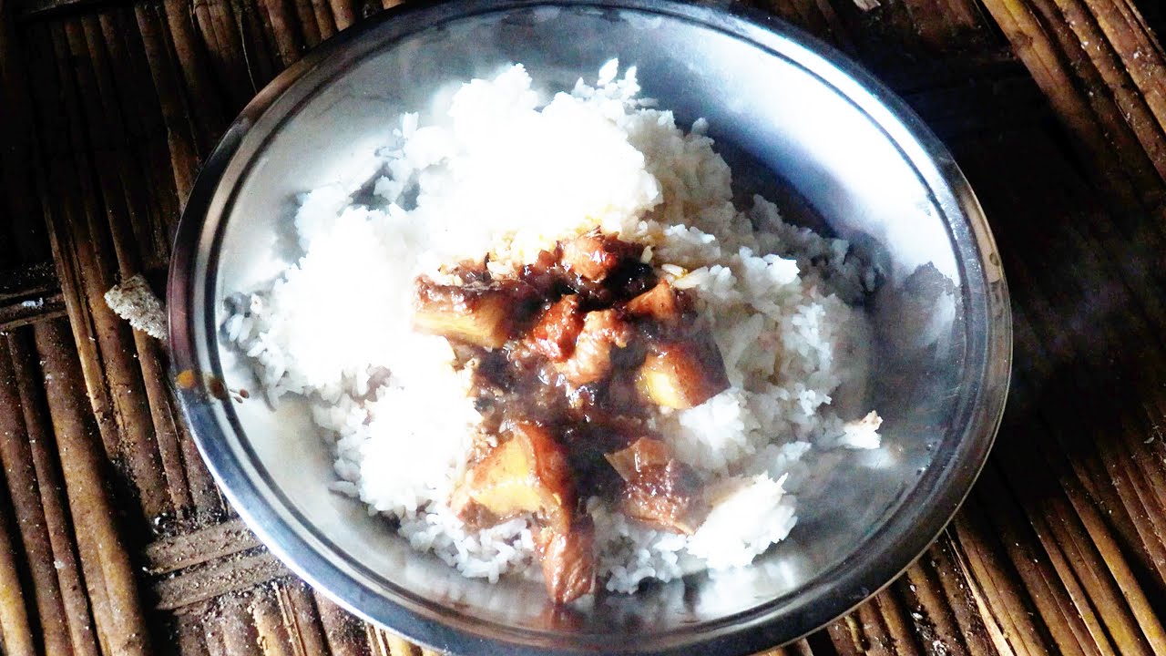 Pork curry & rice recipe || Nepali village Kitchen || - YouTube