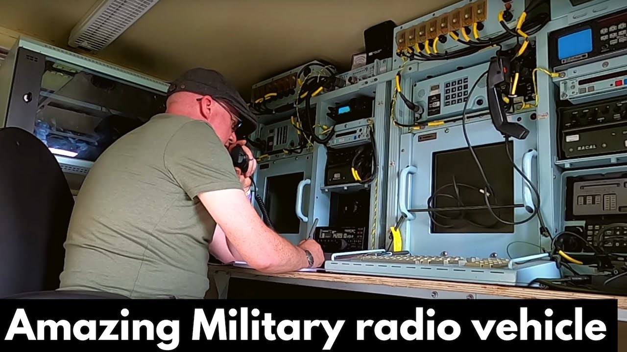 A closer look at this amazing military radio vehicle | Plessey Vixen ...