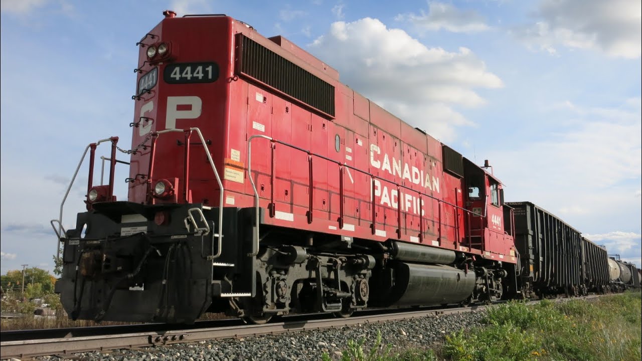 CP Rail, CN and VIA Action | Trains Around Winnipeg : Episode 13 - YouTube
